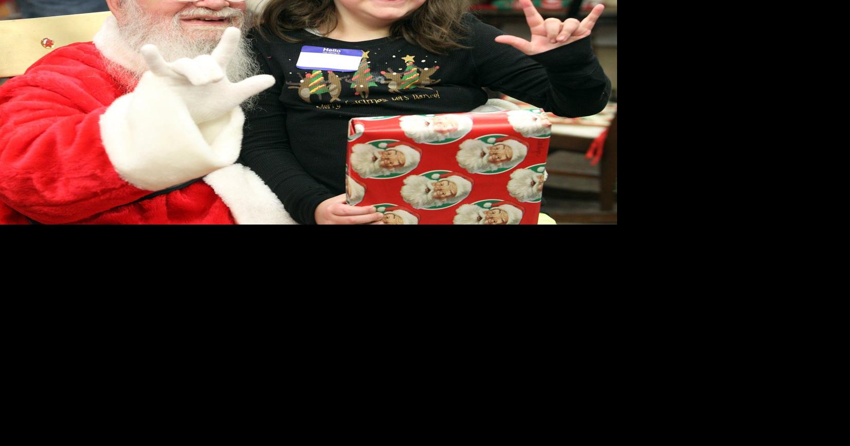 Deaf Santa inspires young and old alike | News | herald-dispatch.com
