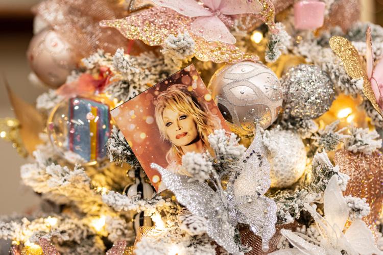 Lawrence County event ushers in holiday season | News | herald-dispatch.com