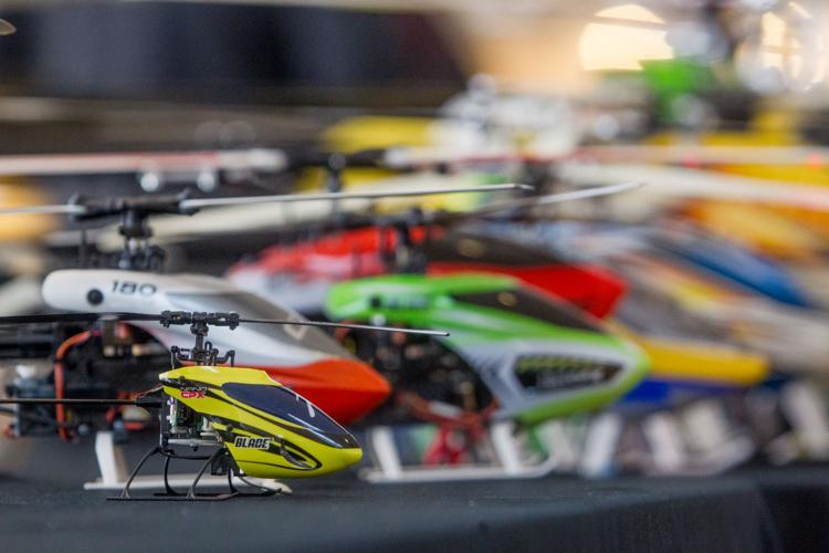 Photos: Tri-State Model Flyers conduct annual mall show | Multimedia ...