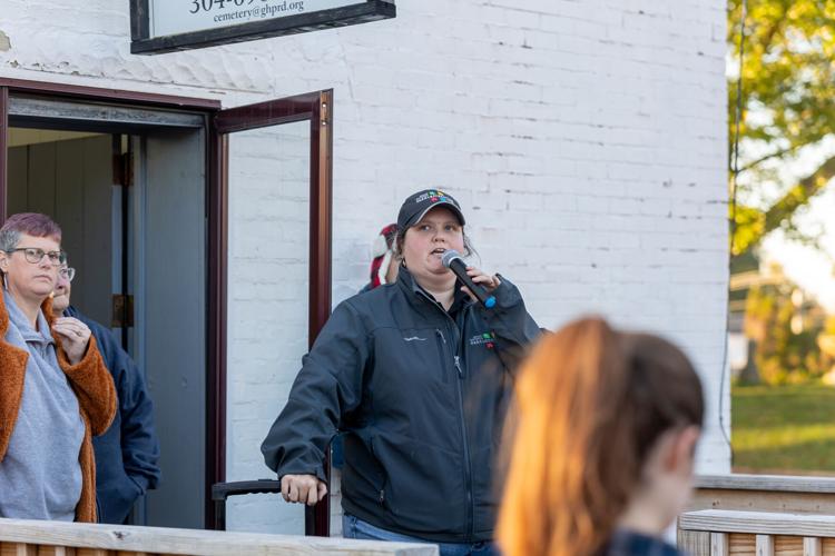 Photos: Guests take 'Secrets of Spring Hill' guided walking tour ...