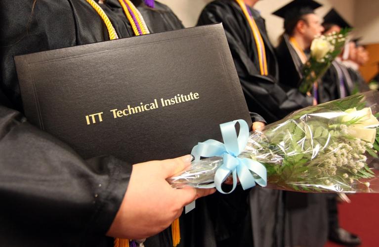Gallery: Graduation ceremony for ITT Technical Institute | Photos News ...