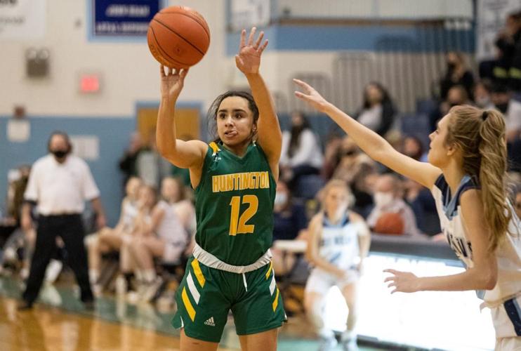 Huntington High's Gray signs with Golden Flashes | Sports | herald ...