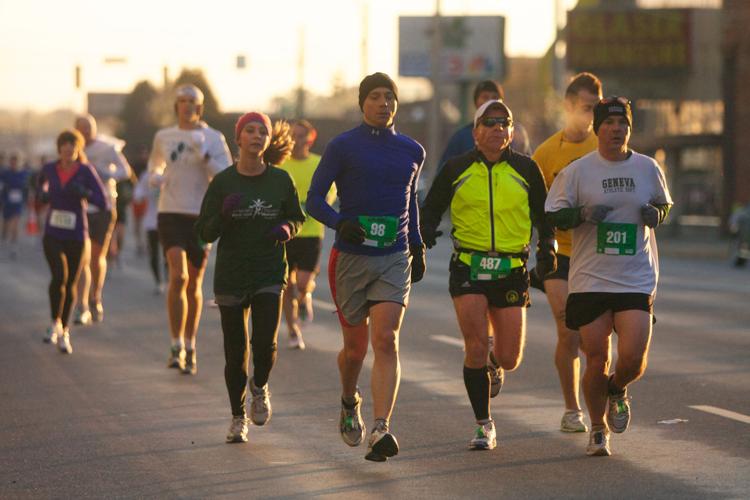 Thousands endure chilly air to run Marshall Marathon | Sports | herald ...