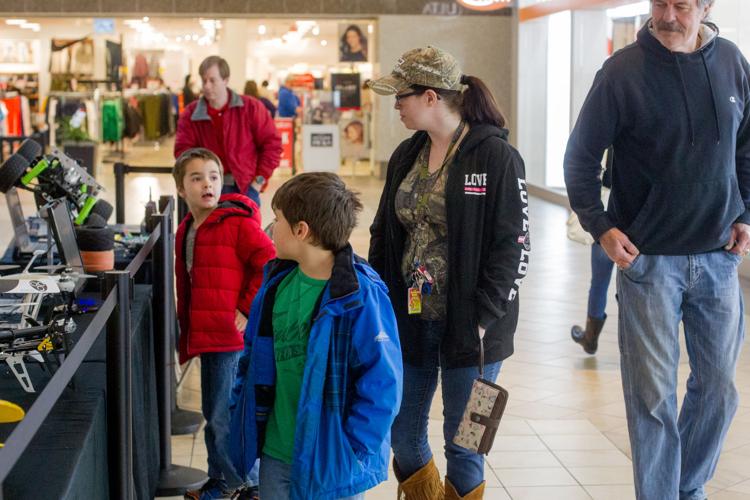 Photos: Tri-State Model Flyers conduct annual mall show | Multimedia ...