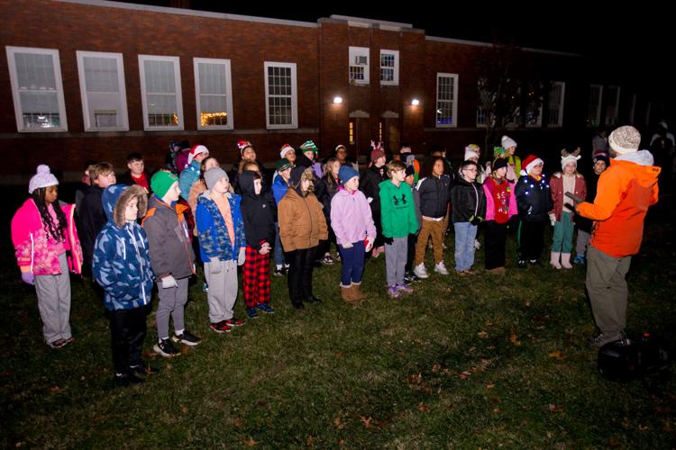 Meadows students, parents carry out caroling tradition | News | herald ...