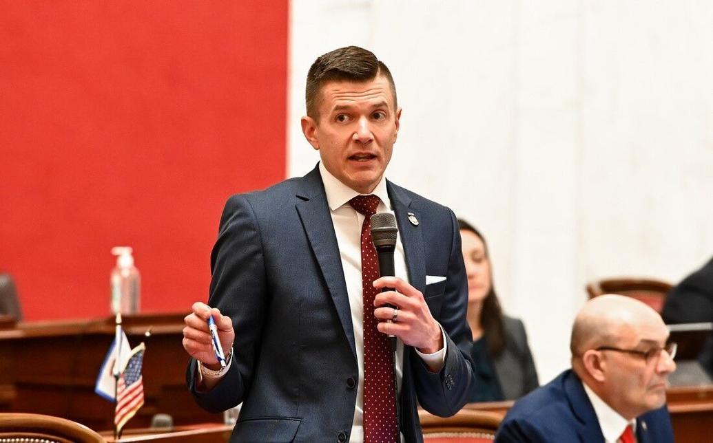 Ryan Weld announces bid for attorney general | Election 2024 | herald ...