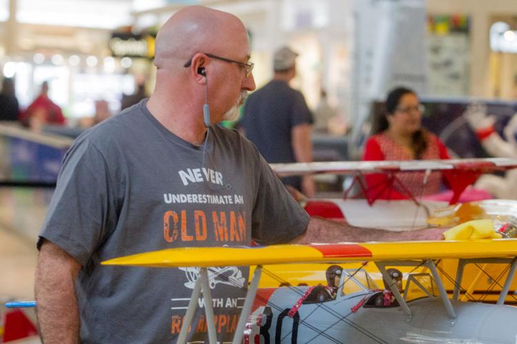 Photos: Tri-State Model Flyers conduct annual mall show | Multimedia ...