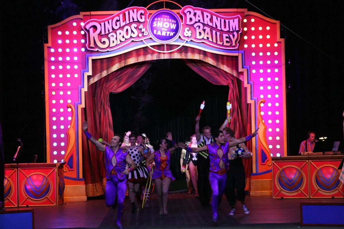 Gallery: Circus pre-show | Photos News | herald-dispatch.com