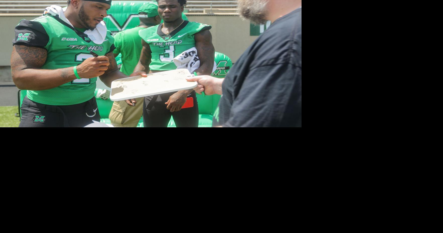 Meeting Thundering Herd players special for the fans | Marshall Sports ...