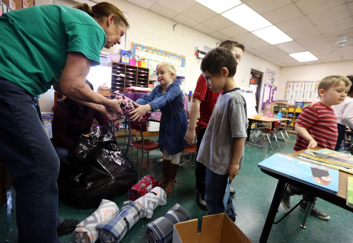 Photos: Snuggle Up and Read at Highlawn Elementary | Multimedia ...
