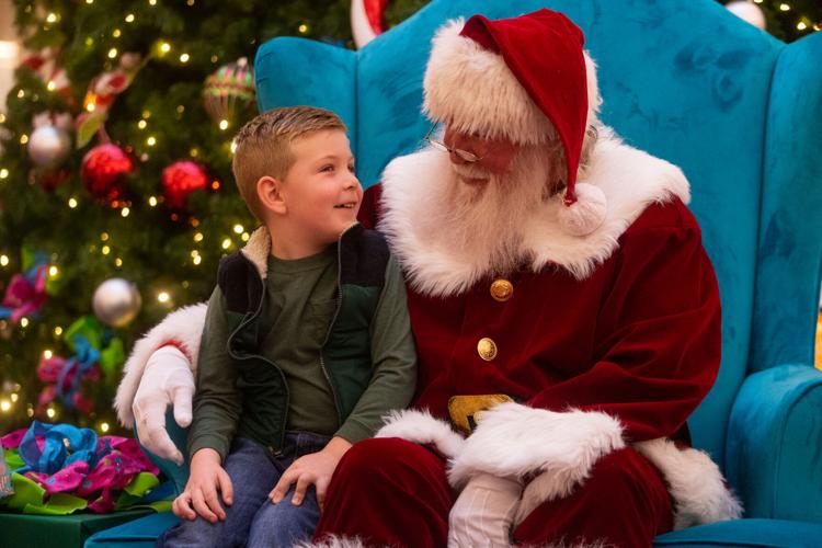Santa coming to Huntington Mall Nov. 9 | Features/Entertainment ...