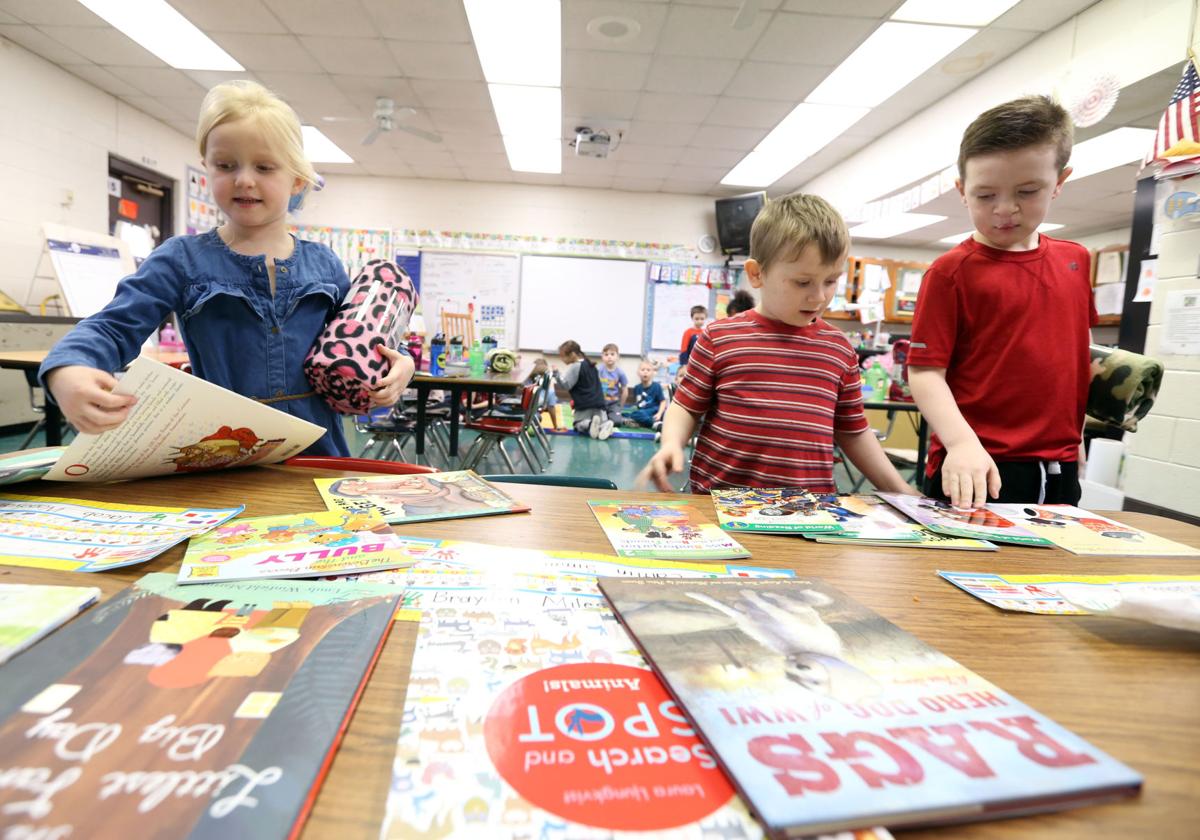 Photos: Snuggle Up and Read at Highlawn Elementary | Multimedia ...