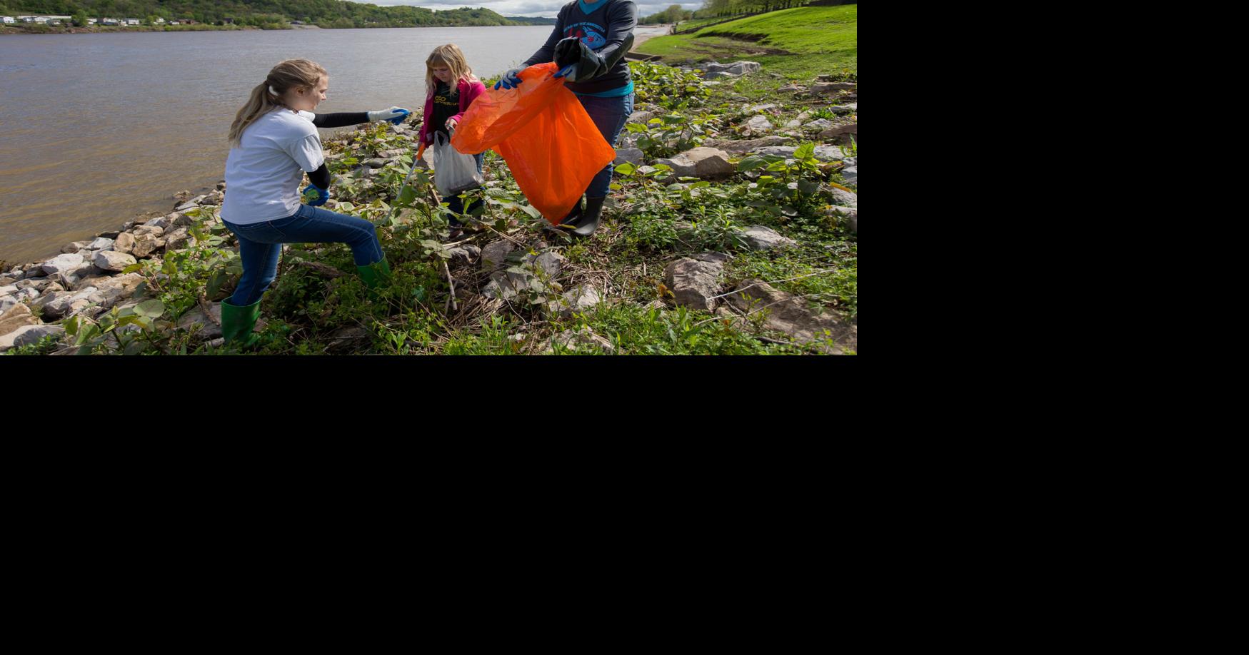 Harris Riverfront Park cleanup part of Earth Day observance | News ...