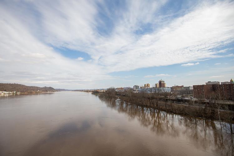 Ohio River crests at 51 feet following weekend rain | News | herald ...