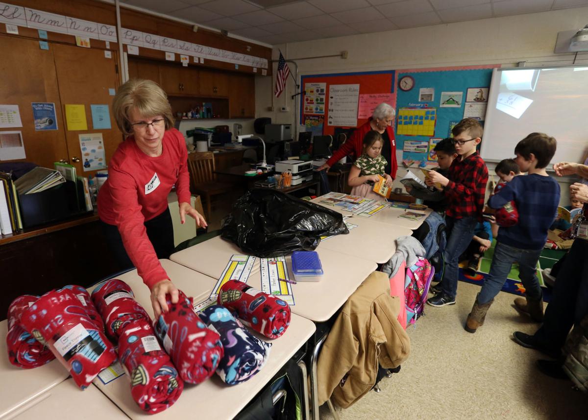 Photos: Snuggle Up and Read at Highlawn Elementary | Multimedia ...