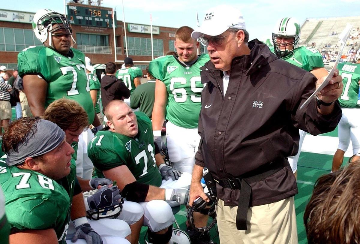 Gallery: Marshall vs. Hofstra, Aug. 30, 2003 | Photos Marshall Sports ...