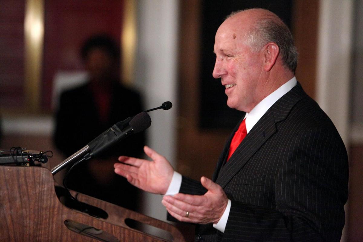 Gallery: Kim Wolfe sworn in as mayor of Huntington | Photos News ...