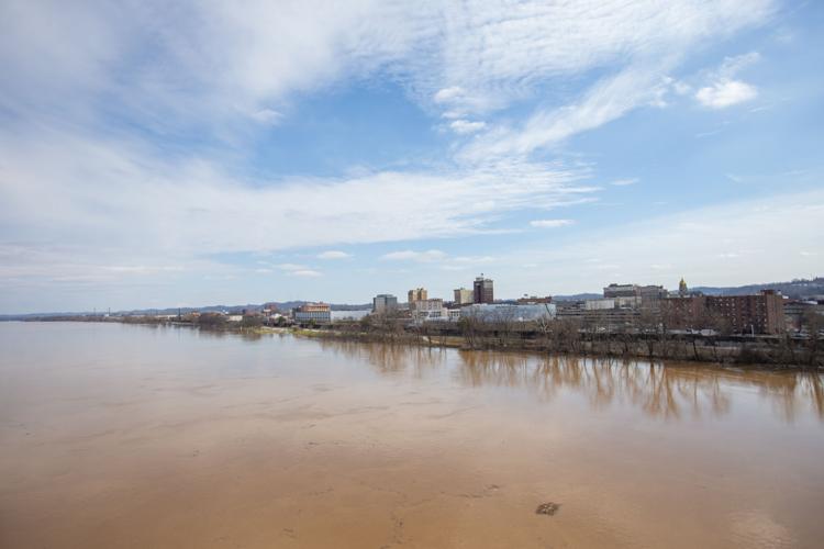 Ohio River crests at 51 feet following weekend rain | News | herald ...