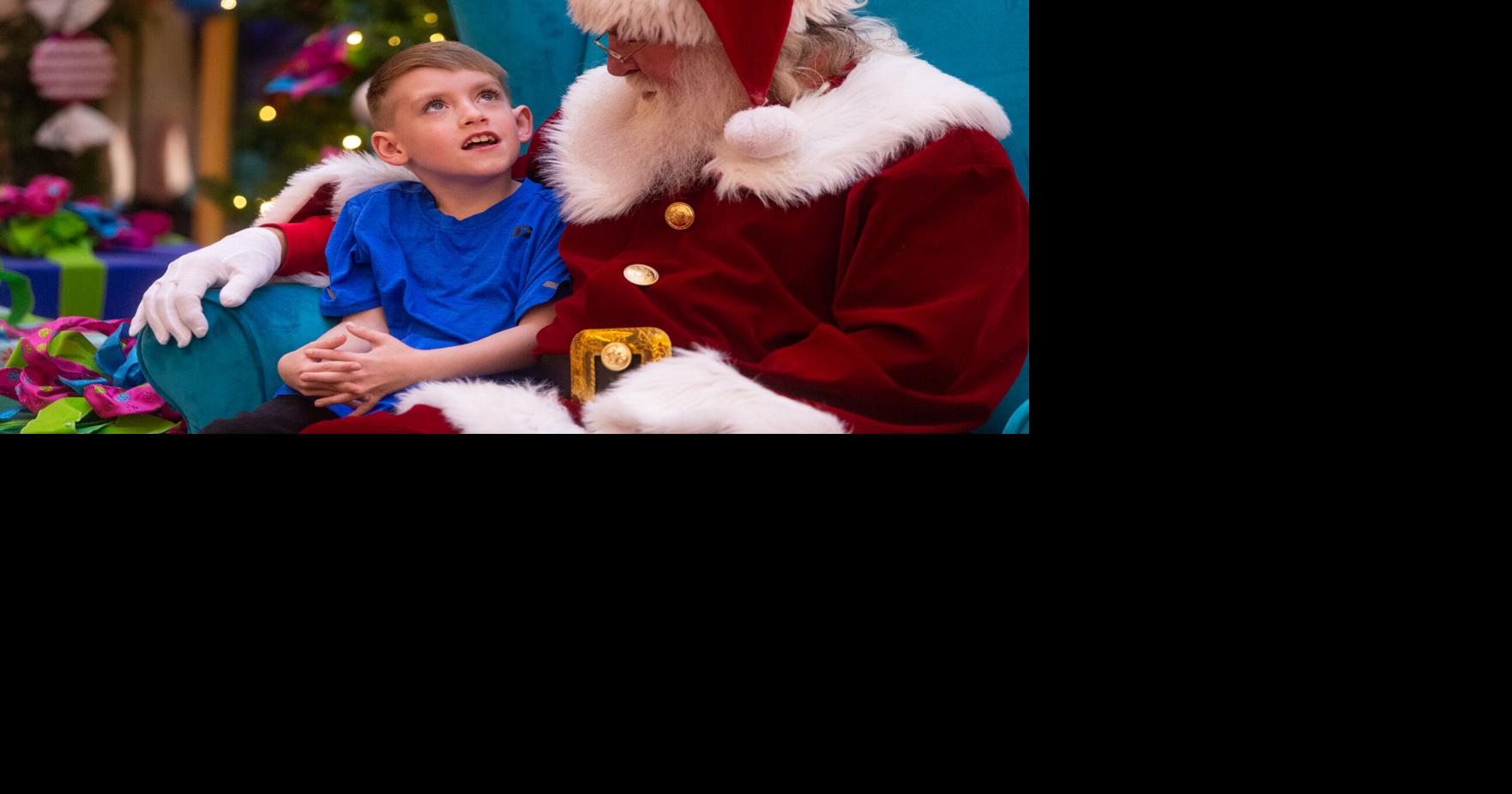 Santa arrives at Huntington Mall | News | herald-dispatch.com