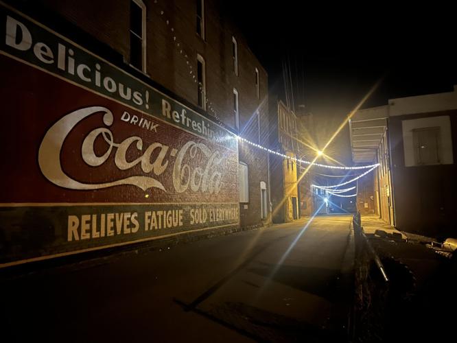 Hinton, West Virginia: From railroad town to Hallmark town | | herald ...