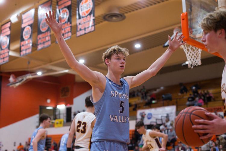 Russell jumps out early, beats Spring Valley 62-55 | Sports | herald ...