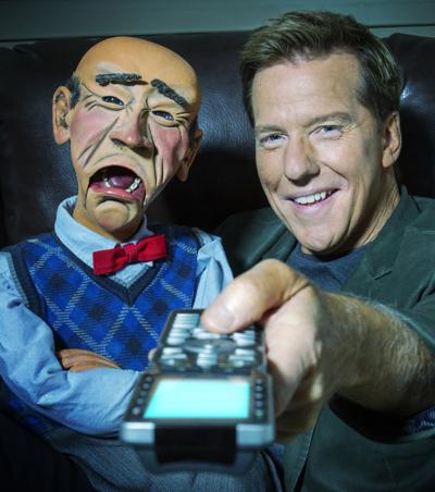 Comic puppet master Jeff Dunham brings wacky ventriloquist act to ...