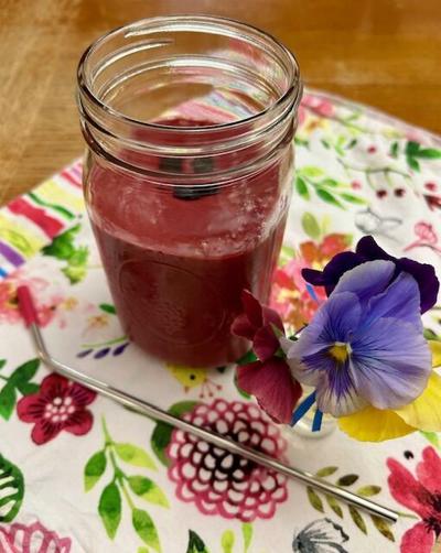Stephanie Hill: Stress less with this nutritious smoothie | Features ...