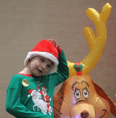 Christmas cuties take the stage | Putnam News | herald-dispatch.com