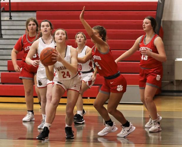 High school sports roundup: Durst leads Vikings past New Boston 64-44 ...