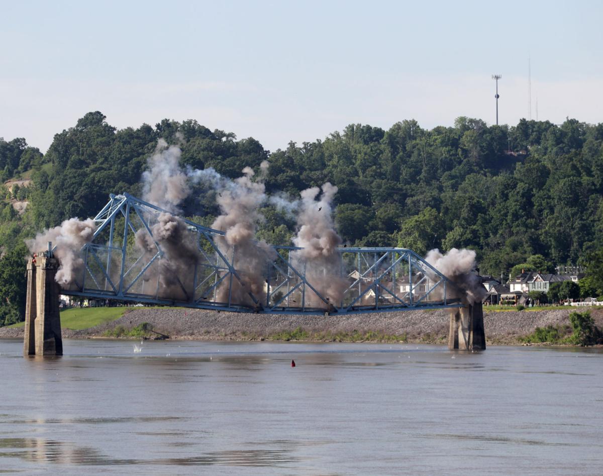 Photos: Ironton-Russell Bridge Demolition | Multimedia | herald ...