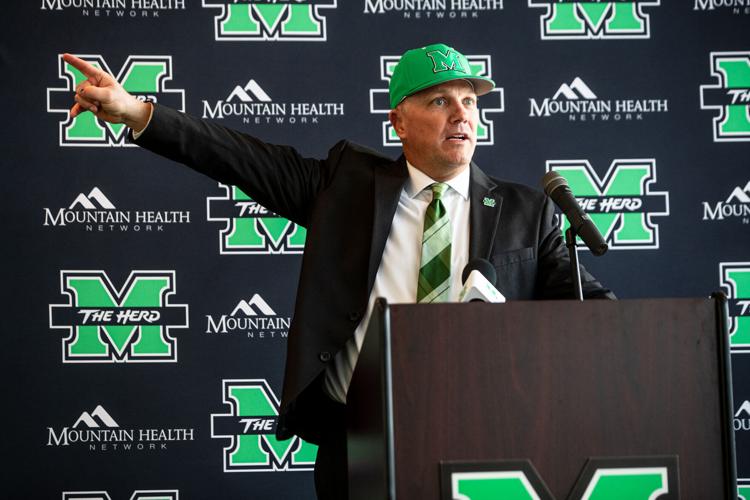 Beals' relationship with Joe Carbone helped land him in Huntington ...