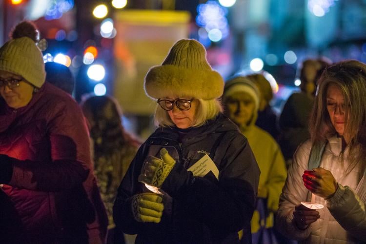 Kenova hosts 19th annual tree lighting ceremony | News | herald ...