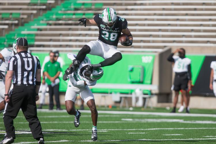 Marshall football: Parachek tosses two TDs in White team's 14-7 spring ...