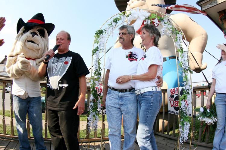 Jim Perdue's wedding broadcast live on the DAWG from Buddy's | News ...