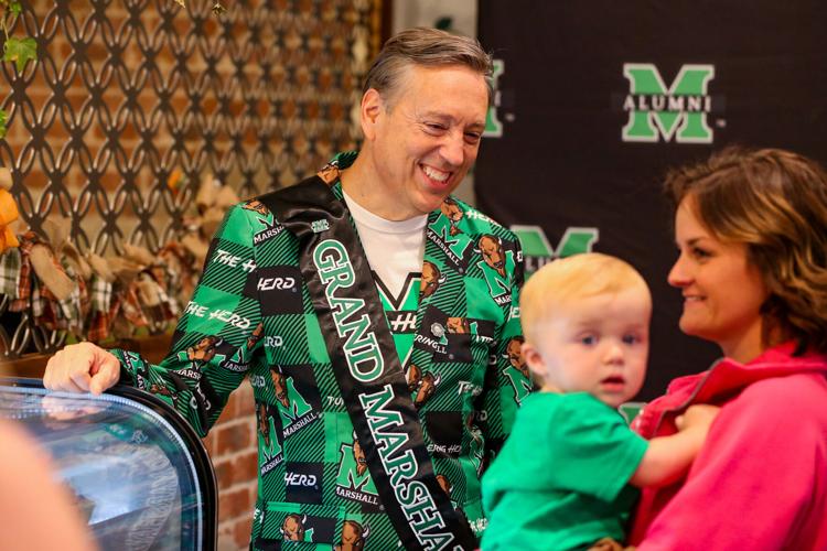 Jim Thornton meets fans at Jim's ahead of Homecoming parade | News ...