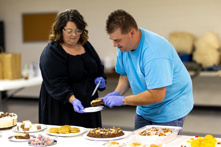 Sweets for Sight auction ends Friday; judges vote for their favorites ...