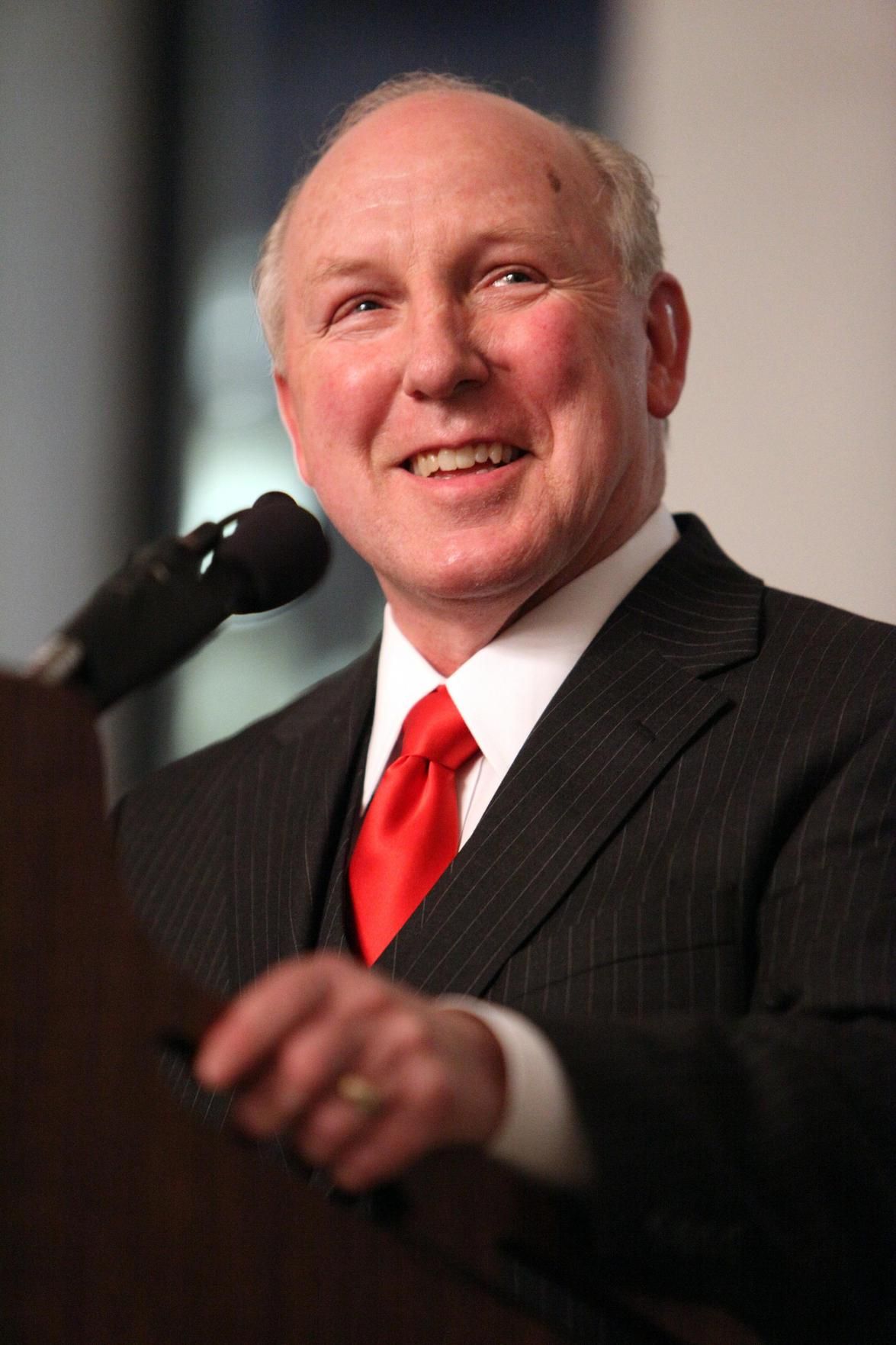 Gallery: Kim Wolfe sworn in as mayor of Huntington | Photos News ...