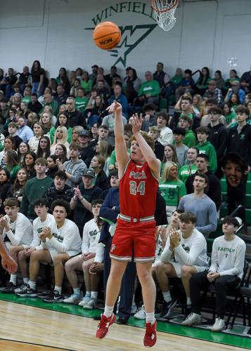 Winfield holds off Poca in last seconds, 53-51 | Putnam News | herald ...