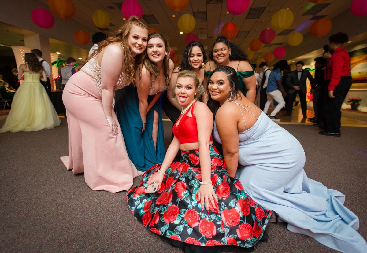Photos: Huntington High Prom 2019 | Multimedia | herald-dispatch.com