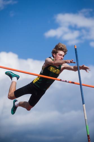 Prep track and field: Highlanders sweep Class AAA Region 4 titles ...
