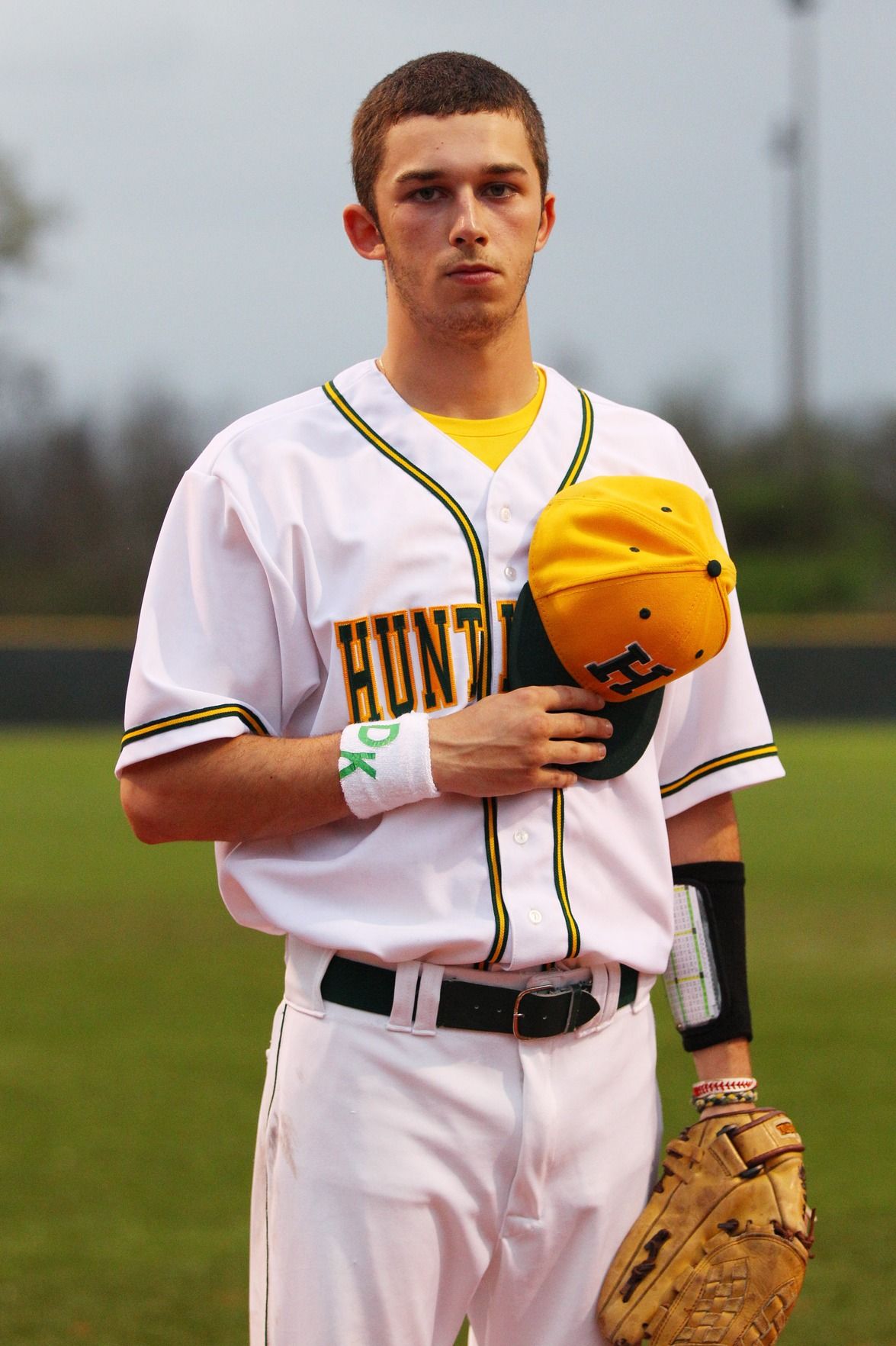 Baseball players 'band' together for Kincaid | High School Sports ...