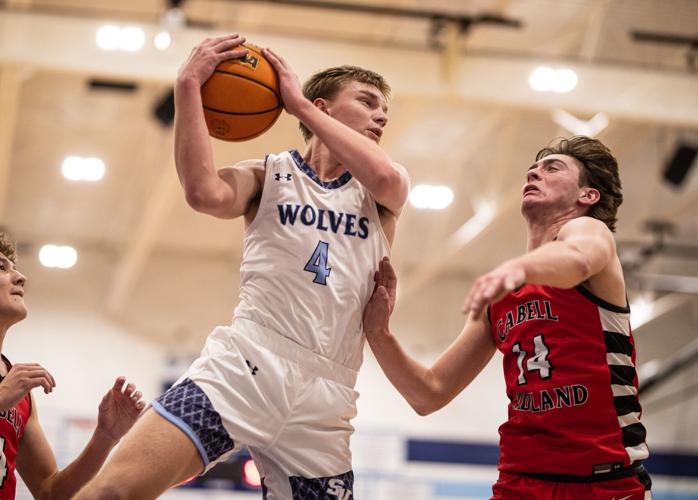 'Red' wins on Valentine's Day: Schmidt nets 33 as Knights take down SV ...