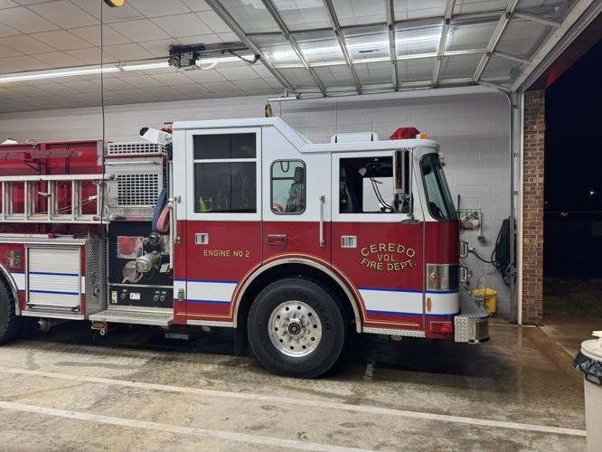 Ceredo VFD places a newer fire engine into service with push-in ...
