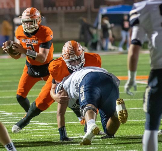 Raceland survives Hazard, 17-14, advances to Kentucky Class 1A semis ...