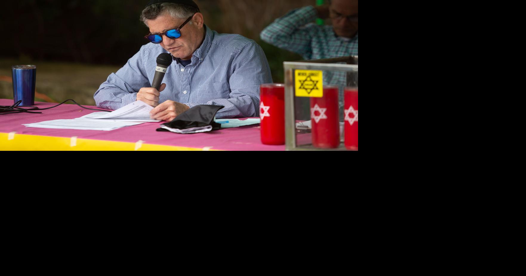 Volunteers read aloud names of Holocaust victims in annual ceremony ...