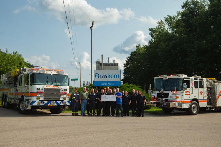 Kenova fire department receives new engine, $25,000 donation | News ...