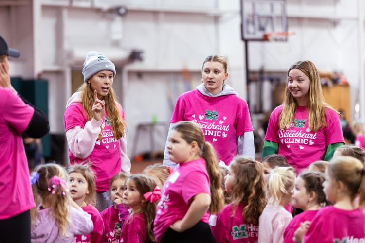 Be Her event, Sweetheart Clinic build community connections | Marshall ...