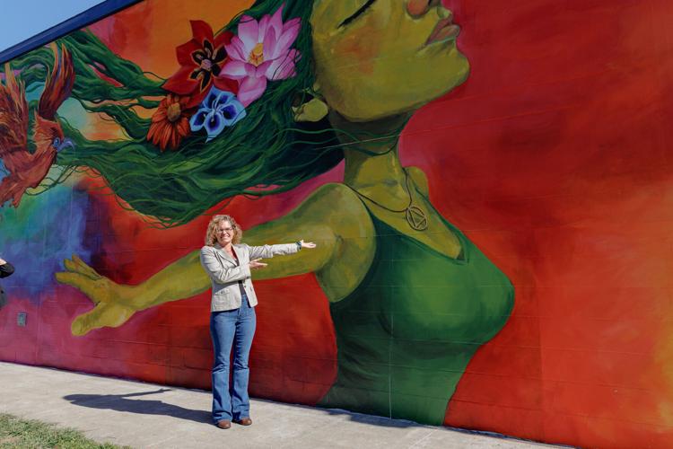 Recovery Point Charleston reveals path of recovery mural | News ...