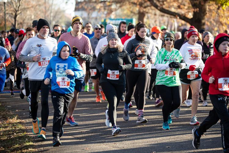 Turkey Trot draws crowd to Huntington | News | herald-dispatch.com