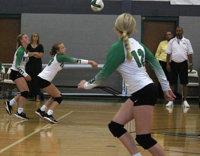 Middle school volleyball action | Putnam News | herald-dispatch.com